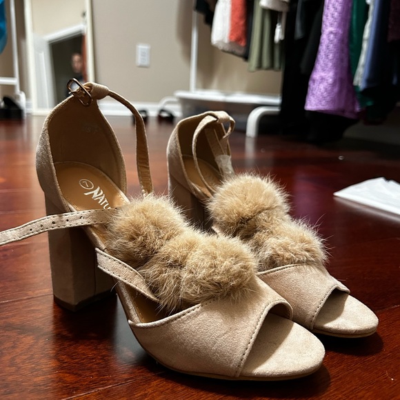 Nature Breeze | Shoes | Cute Furry Little Heels | Poshmark